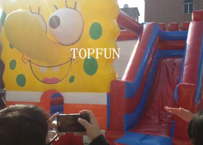 中国 Spongebobのセリウムが付いている0.55 mmポリ塩化ビニールの防水シートの膨脹可能な跳躍の城を黄色にして下さい 販売のため