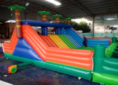 China campo de jogos exterior do parque de diversões inflável de encerado do PVC de 0,55 milímetros à venda