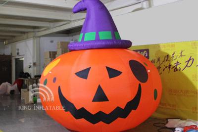 China Reuze Opblaasbaar Pompoenspook met Zwarte Cat Outdoor Scary Props Halloween-Decoratie Te koop