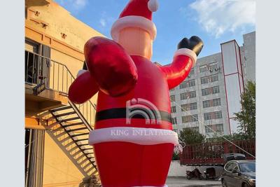 Cina Decorazioni gonfiabili giganti di Natale della borsa del regalo di Santa Claus With A all'aperto in vendita