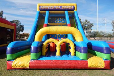 China Carrera de obstáculos inflable al aire libre grande de 40 del pie de las carreras de obstáculos 5k niños de los adultos para el alquiler en venta