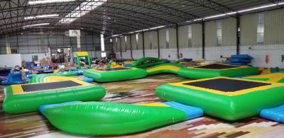 Cina Apparecchiature per parchi acquatici gonfiabili Parco acquatico gonfiabile galleggiante in vendita
