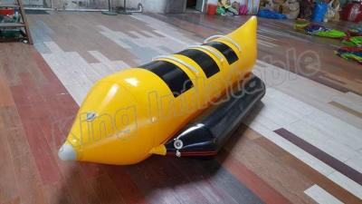 中国 3つの座席0.9mmポリ塩化ビニールの防水シート材料が付いている膨脹可能な水バナナ ボート 販売のため