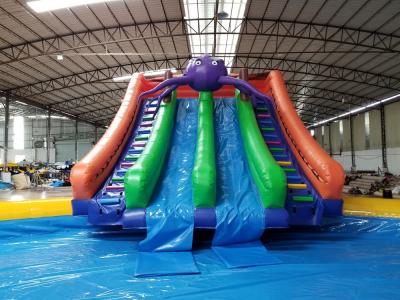 Cina Scivolo d'acqua gonfiabile giocattole da palla da nuoto piscine parco acquatico gonfiabile con piscina in vendita