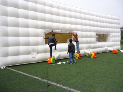 China Película portátil grande personalizada club nocturno inflable con luces tienda de fiesta cubo inflable club nocturno en venta