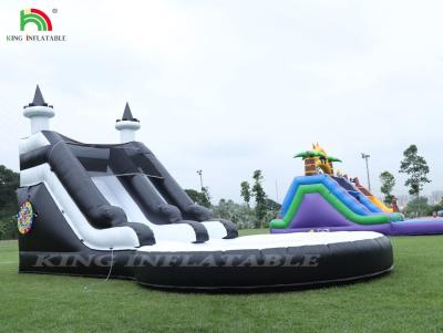 中国 黒と白の商業用水上スライド プール水上スライド 販売のため