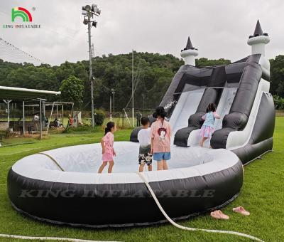 中国 黒と白の商業用水上スライド プール水上スライド 販売のため
