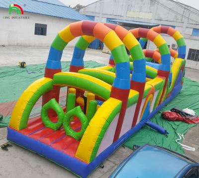 China Campo de obstáculos comercial de terra Esporte Jogo de obstáculos inflável para crianças à venda