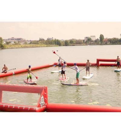 China Zusammengepasste Outdoor Interaktive Aufblasbare Fußballplatz Riesenwasser Aufblasbare Fußballplatz Spielfeld Arena Platz zu verkaufen