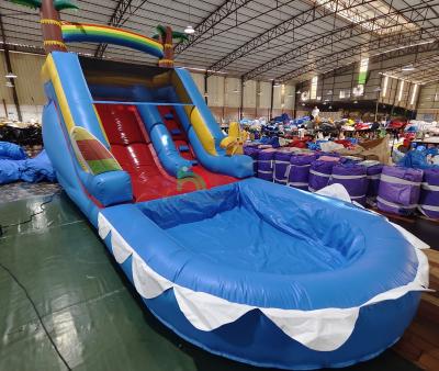 Cina Commerciale PVC gonfiabile scivolo d'acqua combinato con piscina in vendita