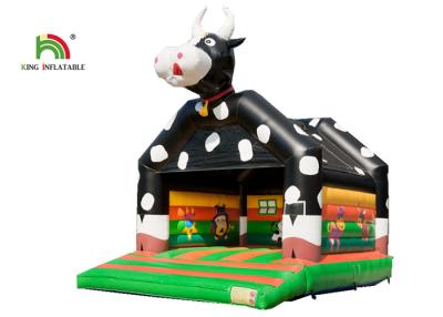 China Castelo Bouncy inflável personalizado das vacas pretas de 6.6*5.0*5.7m com impressão de EN71 Digitas à venda