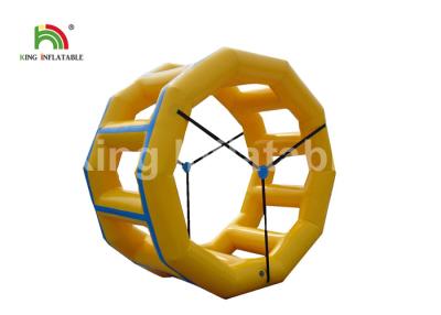 China Luchtdichte Gele 3m Dia Opblaasbare het Waterrol van pvc/Aangepast Stuk speelgoed voor Waterpark Te koop