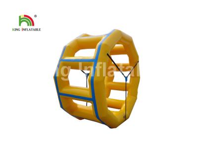 Cina Il rullo gonfiabile dell'acqua del diametro di giallo ermetico 3m del PVC/ha personalizzato il giocattolo per il parco dell'acqua in vendita