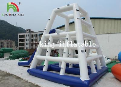 Cina Il bianco/blu ha saldato a caldo torre rampicante dell'acqua del PVC gonfiabile del giocattolo/acqua con lo scorrevole in vendita