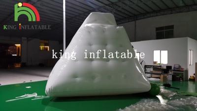 Cina giocattolo gonfiabile verde/bianco di 3m x di 4m dell'acqua/mini iceberg del PVC per il parco dell'acqua in vendita