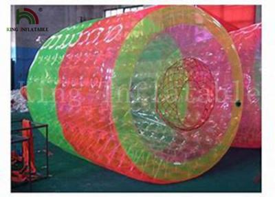 中国 長い3m * 2.4 Dia赤い/緑娯楽のための膨脹可能な水おもちゃ/水ロール・ボール 販売のため