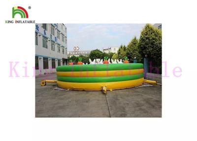 Cina Il rimbalzo commerciale variopinto della tela cerata del PVC alloggia i conigli/carote che saltano il campo da giuoco in vendita