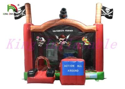 China O castelo Bouncy da explosão verde vermelha do PVC do pirata com obstáculos duráveis Waterproof a casa à venda