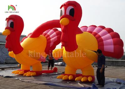 China Rode en Gele Opblaasbare van de bogen Vrolijke Kerstmis van Turkije de Dankzeggingsbevordering Reclame Te koop