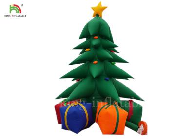 中国 5つのmの屋外高く膨脹可能なメリー クリスマスの木の言及することはポータブルを飾ります 販売のため