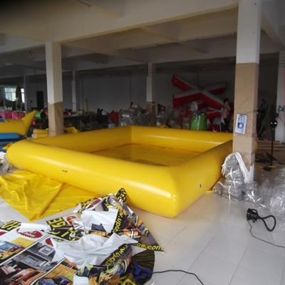 Cina Tela cerata gonfiabile del PVC delle piscine 0.9mm un tubo da 0,65 m. per divertimento di Intdoor in vendita