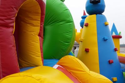 China 8m x 8m van de het Kasteel Opblaasbare Looppas van Douanecombi Bouncy de Hinderniscursus Te koop