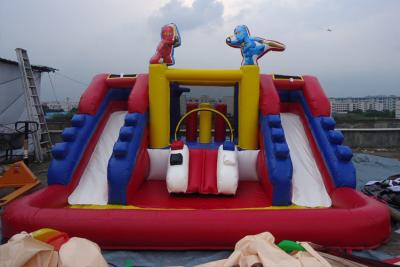 Cina Il doppio parteggia acquascivolo gonfiabile combinato per divertimento del parco dei bambini della pittura dell'eroe in vendita