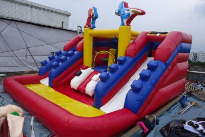 Cina Il doppio parteggia acquascivolo gonfiabile combinato per divertimento del parco dei bambini della pittura dell'eroe in vendita