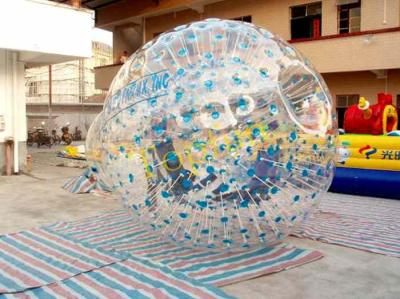 Cina Una palla gonfiabile variopinta da 3 chilogrammi Zorbing delle persone 75 per il CE divertente di attività in vendita