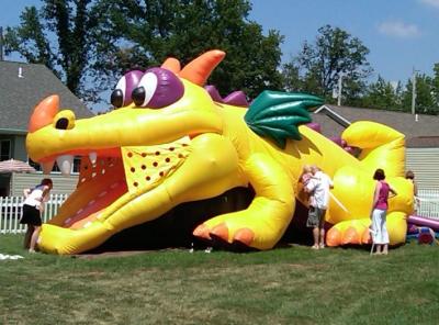 Cina Grande corso di Dragon Inflatable Bouncer Castle Obstacle per i bambini in vendita