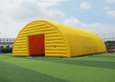 China O PVC comercial da barraca do evento da abóbada inflável à terra amarela revestiu o material de encerado à venda