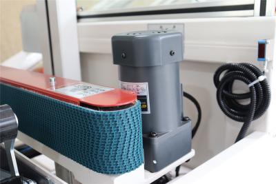 Cina Materiale di imballaggio in plastica Cassa scatola completamente automatica Cartone erettore con sigillante di fondo in vendita