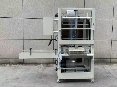 Cina Macchina di avvolgimento automatico di bottiglie PET con saldatura a tensione e galleria di calore PE in vendita