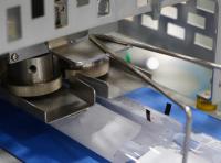 China High Speed Automatic Trading Gift Card Packing Machine for Quick and Easy Packaging for sale