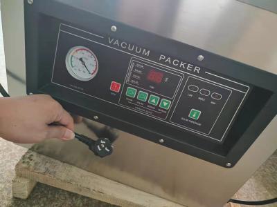Cina Macchina di imballaggio a vuoto ad alta semiautomatica per ufficio commerciale per carne di riso in vendita