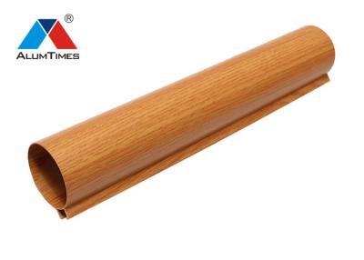 Cina Soffitto di legno del deflettore del metallo di sguardo, soffitto di alluminio del deflettore di forma a prova di fuoco della O in vendita
