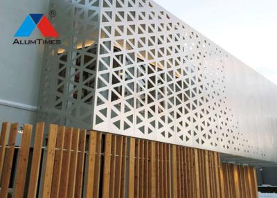 Cina Schermo di alluminio scolpito CNC PVDF PPG ricoperto di resistenza agli'agenti atmosferici eccellente in vendita