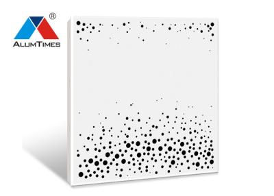 Cina Forma perforata di alluminio sospesa decorativa del quadrato del soffitto con la luce del LED in vendita
