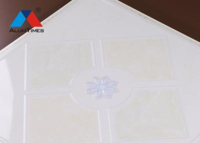 Cina Lastra di vetro di alluminio artistica di lusso del soffitto per la decorazione di costruzione antipolvere in vendita