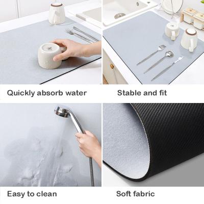 Cina Matto per piatti personalizzato ad asciugatura rapida con proprietà di assorbimento dell'acqua multifunzionale in vendita