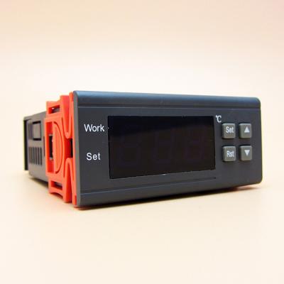 China 10A 0.1C accuracy Digital LCD Thermostat Regulator with Sensor for sale
