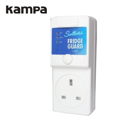 China Uk Electric Surge Protectors AVS Automatic Voltage Switcher Plug And Socket 110v for sale
