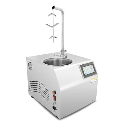 Cina 45 kg di dosaggio completamente automatico Melt Table Top Chocolate Temper Machine Frutta Materia prima in vendita