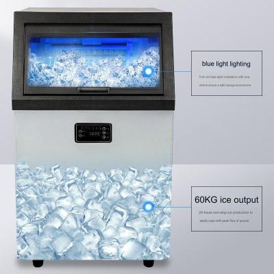 Cina 24.5 kg Macchine per il ghiaccio commerciale con doppio sistema di raffreddamento Produzione di ghiaccio rapida e stabile in vendita