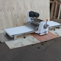 China Boost Your Bakery's Productivity with our Professional Croissant Sheeter Machine for sale