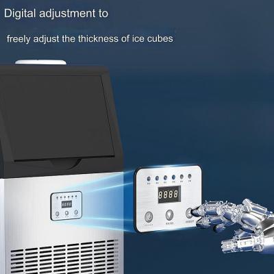 China Makkelijke installatie IJsknobemaker met 20 kg ijsopslagcapaciteit en digitale aanpassing Te koop