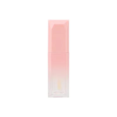 China Schräg 5 ml Kunststoff Lippenstift-Rohr mit Lagerunterstützung Anpassung zu verkaufen