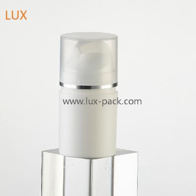 Cina Bottiglia di pompa di plastica senza aria da 50 ml per crema cosmetica Dosaggio 0,2 ml in vendita