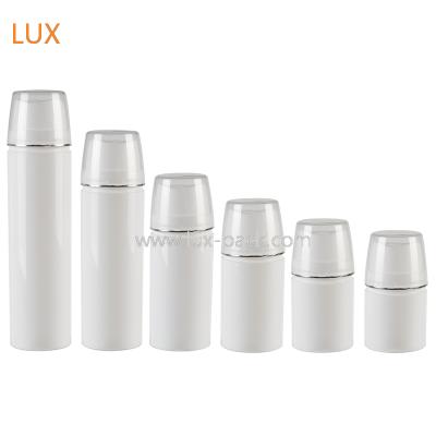 Cina 200 ml Bottiglia pompa senza aria 49,2 mm Imballaggio cosmetico AS+PP trasparente in vendita