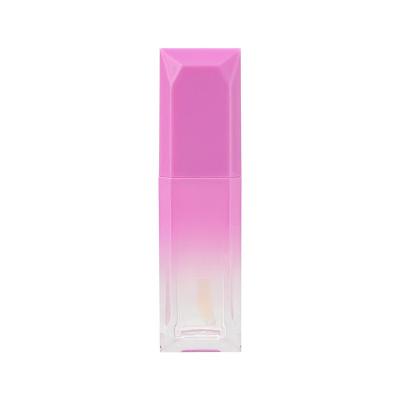 China 5ML Gradient Empty Lip Gloss Tube with Precise Application Twist Mechanism for sale
